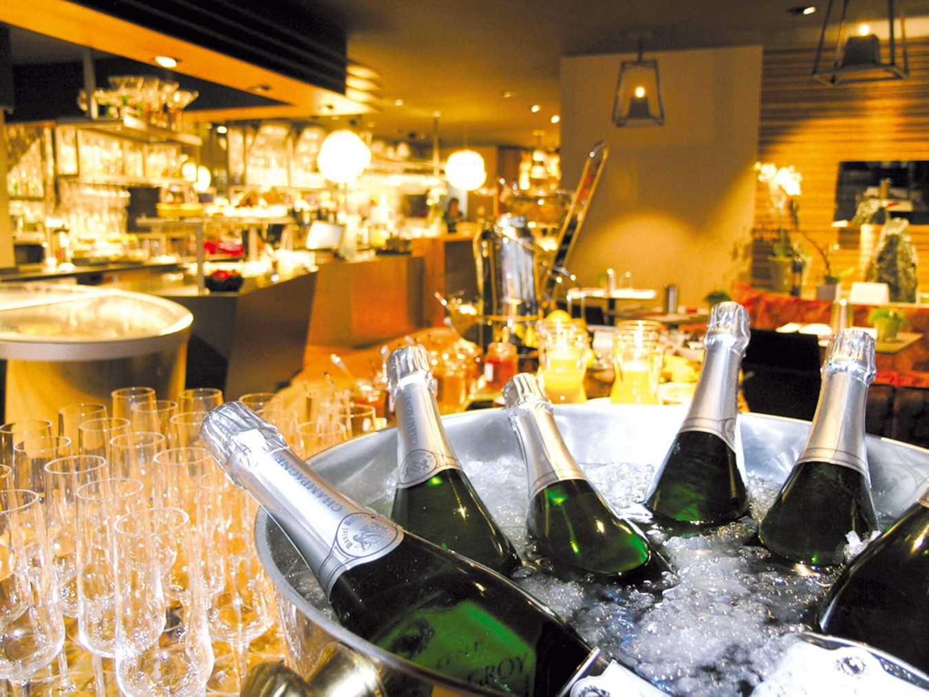 Frühstücksbuffet im Panoramarestaurant Alpen Tower Hasliberg - Brunch ...